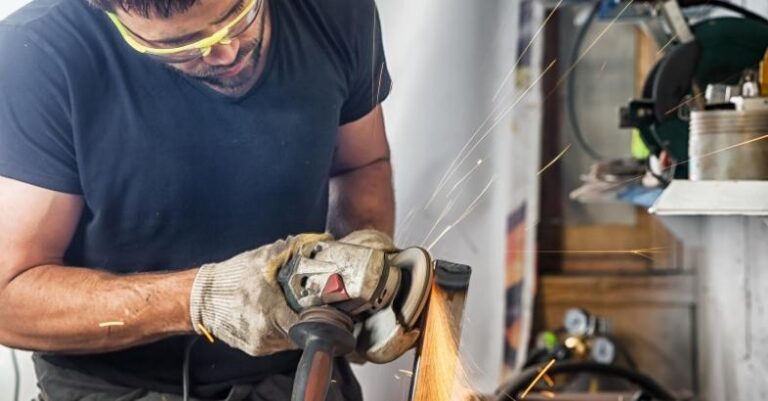 How to Safely and Efficiently Use an Angle Grinder - Drill & Chainsaw ...